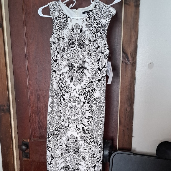 Kohl's | Dresses | Kohls Black And White Sheath Midi Dress | Poshmark